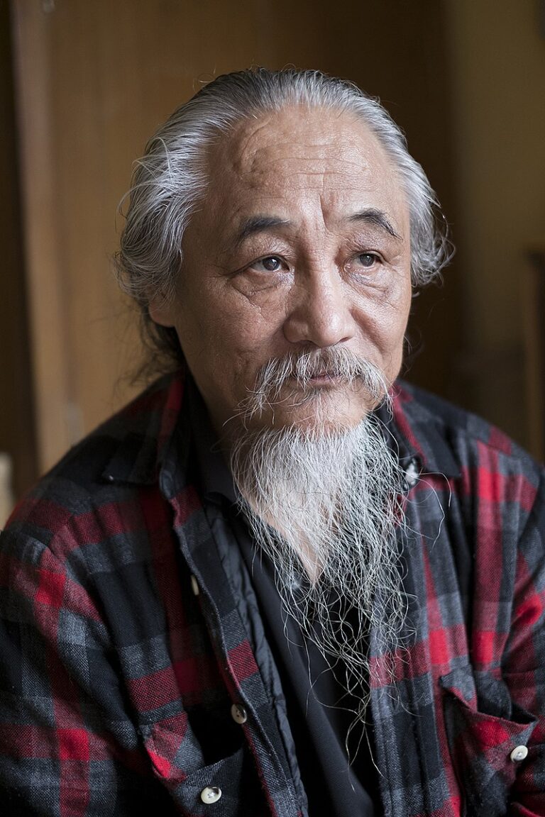 Tibet's Prominent Historical Figures: The First Symposium - Tibetan Journal